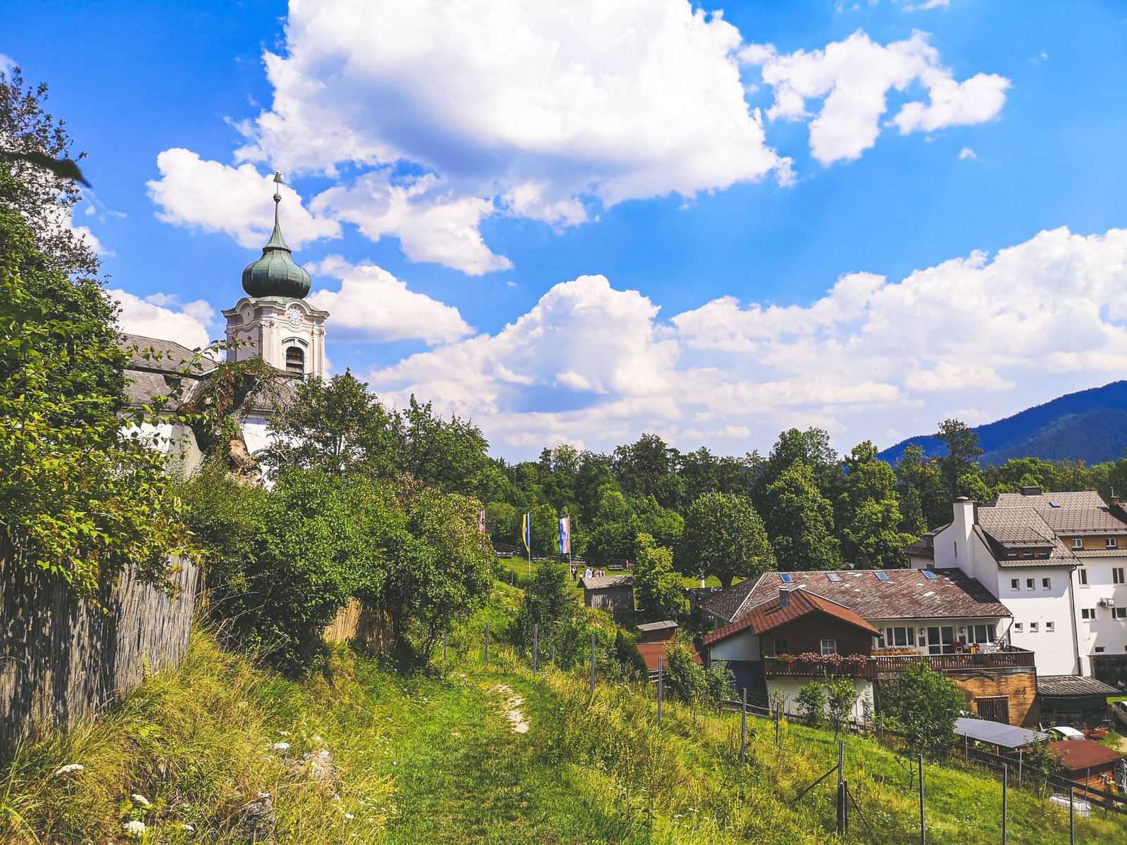 Gutenstein Guide to Hiking in Alps & Mariahilfberg | Connecting Vienna