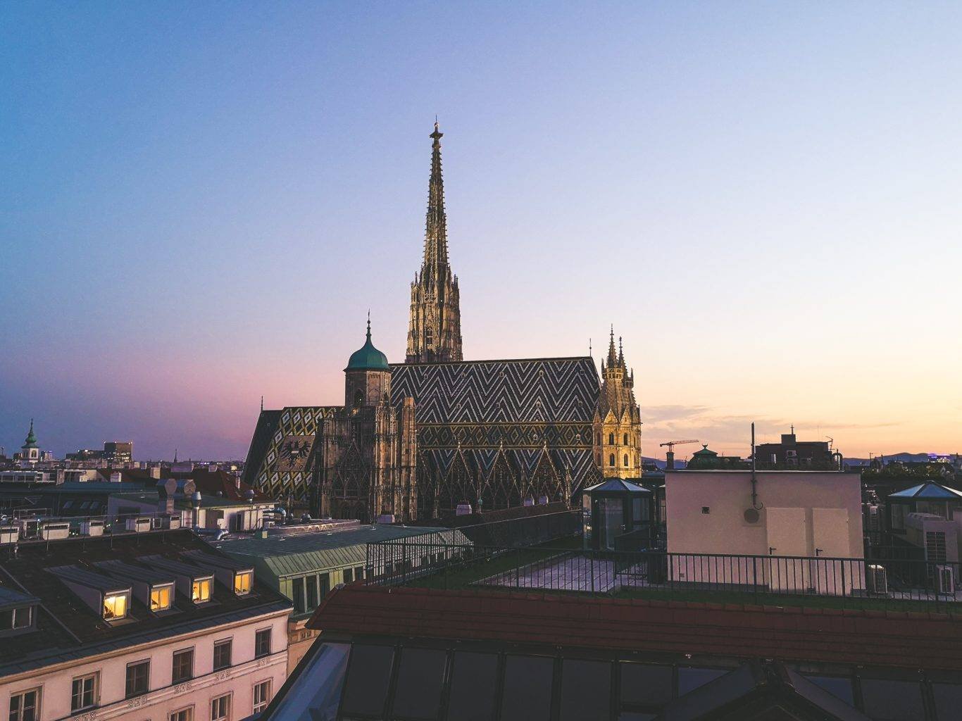 Best Hiking Day Trips from Vienna to the Alps - Connecting Vienna