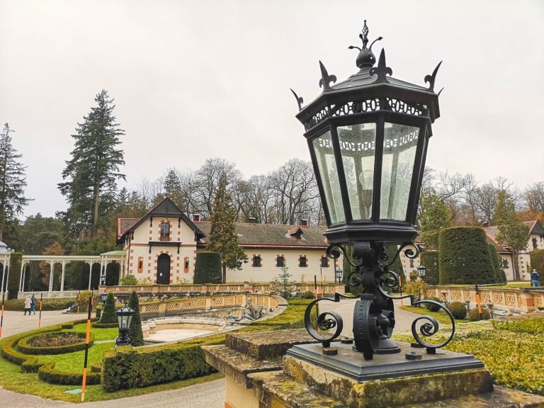 Local’s Guide to Hietzing, the 13th District of Vienna - Connecting Vienna