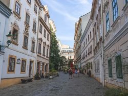 Local’s Guide to Neubau, the 7th District of Vienna - Connecting Vienna